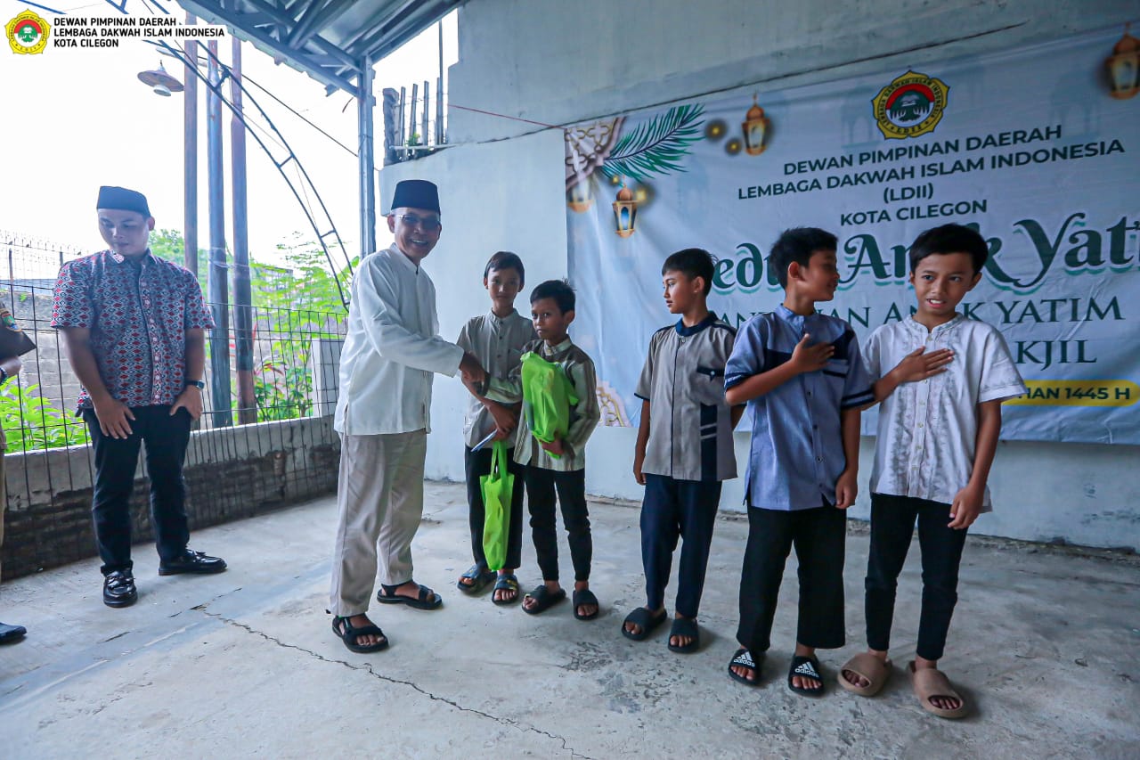 LDII Cilegon Berikan Santunan Anak Yatim Piatu dan Berbagi Takjil di Bulan Ramadhan – DPW LDII ...